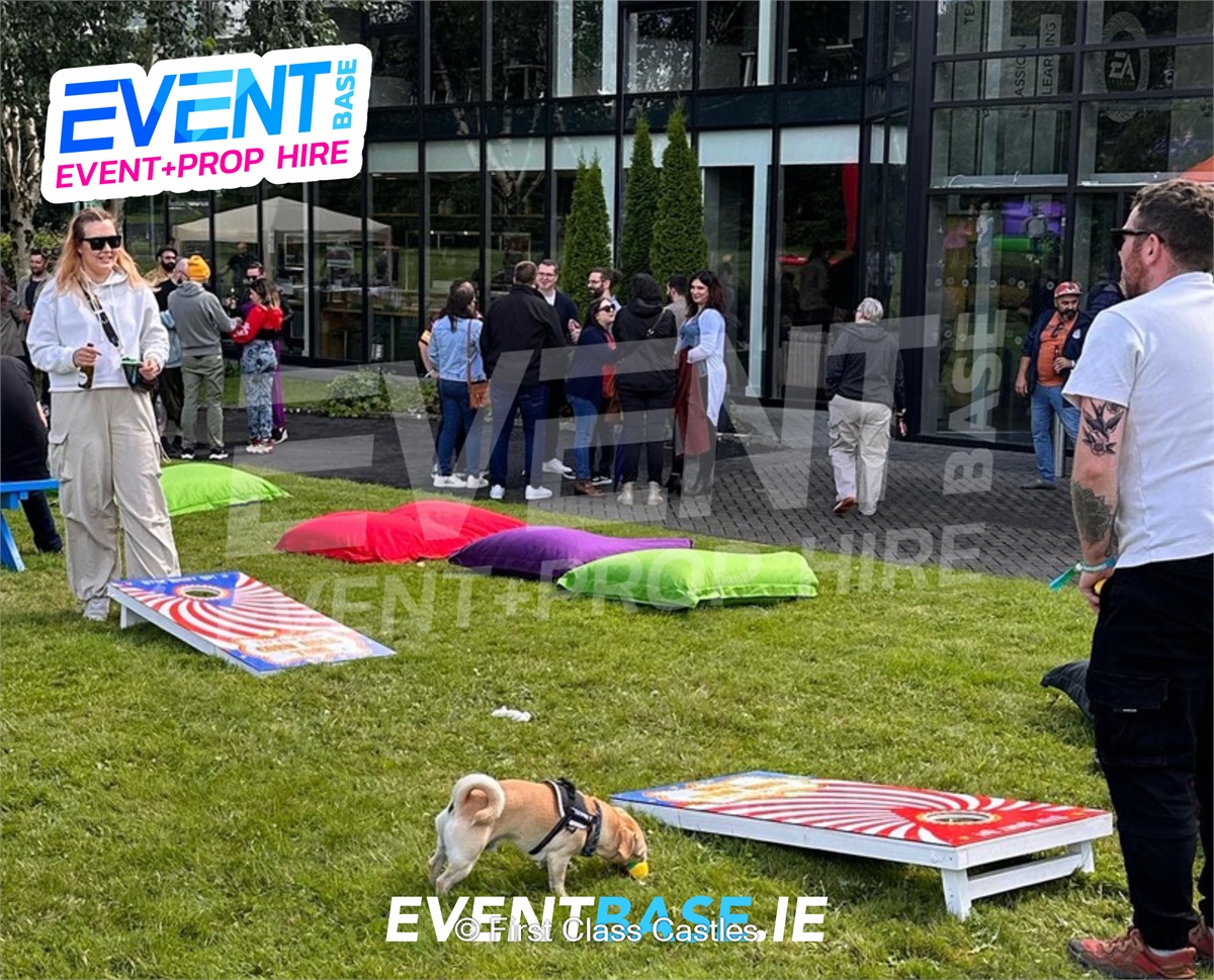 First Class Carnival Horse Shoe Toss Stall Game for Hire in Ireland