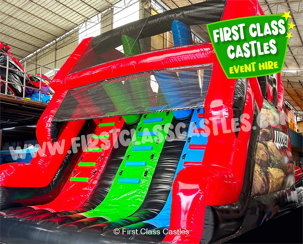 First Class Castles - Ultimate Wipeout Obstacle Course Team Building