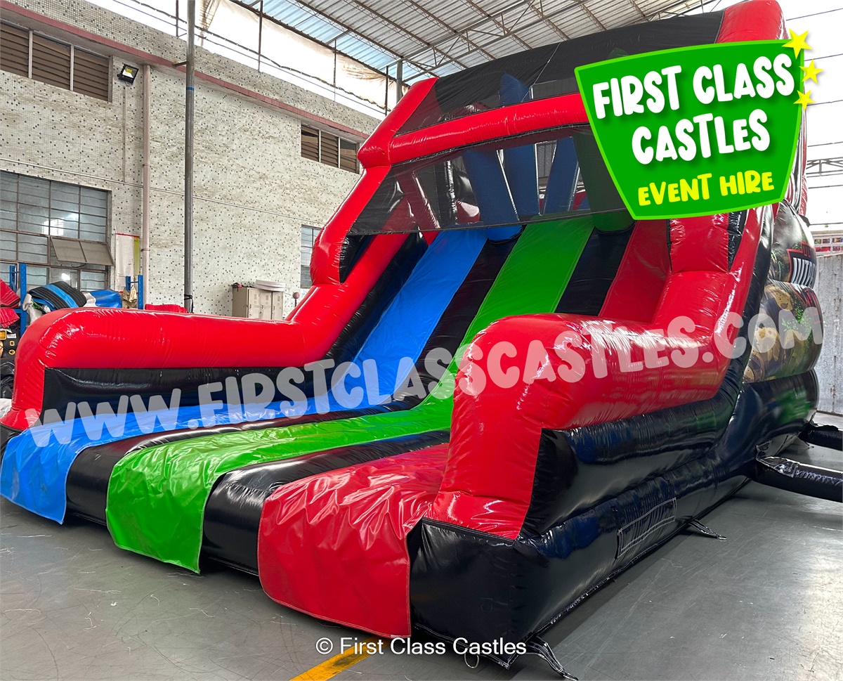 First Class Castles - Ultimate Wipeout Obstacle Course Team Building